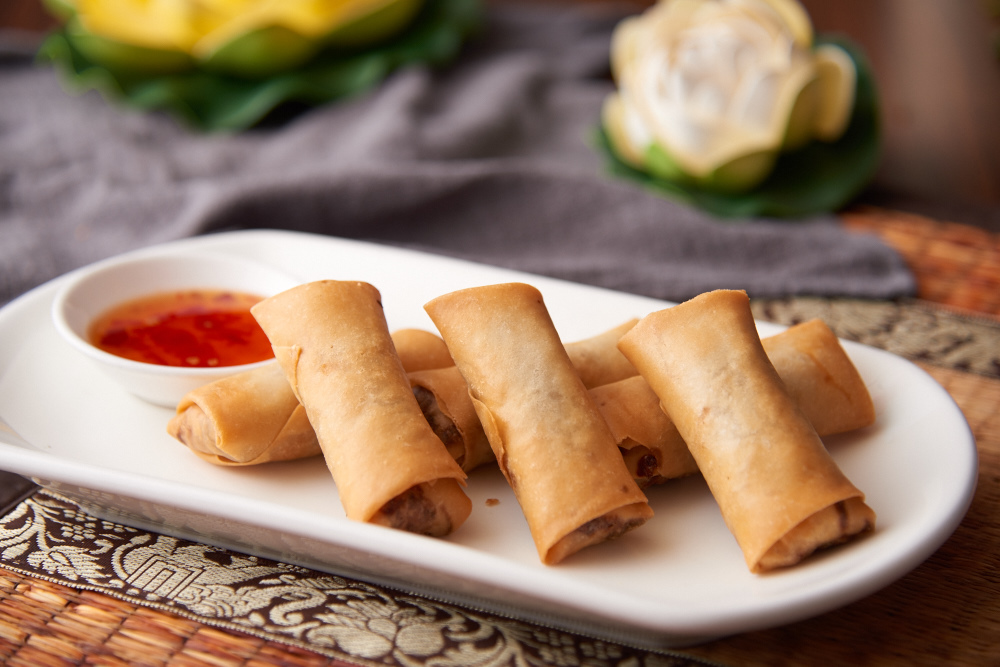 Poh Pia Tod - Vegetarian Fried Spring Rolls - Urban Thai